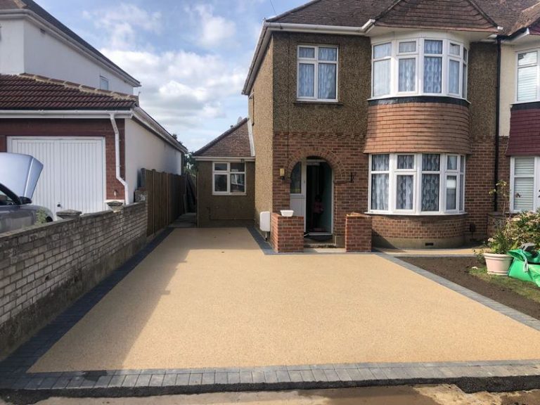 Resin Bound Driveways - Wide Variety of Textures & Colours